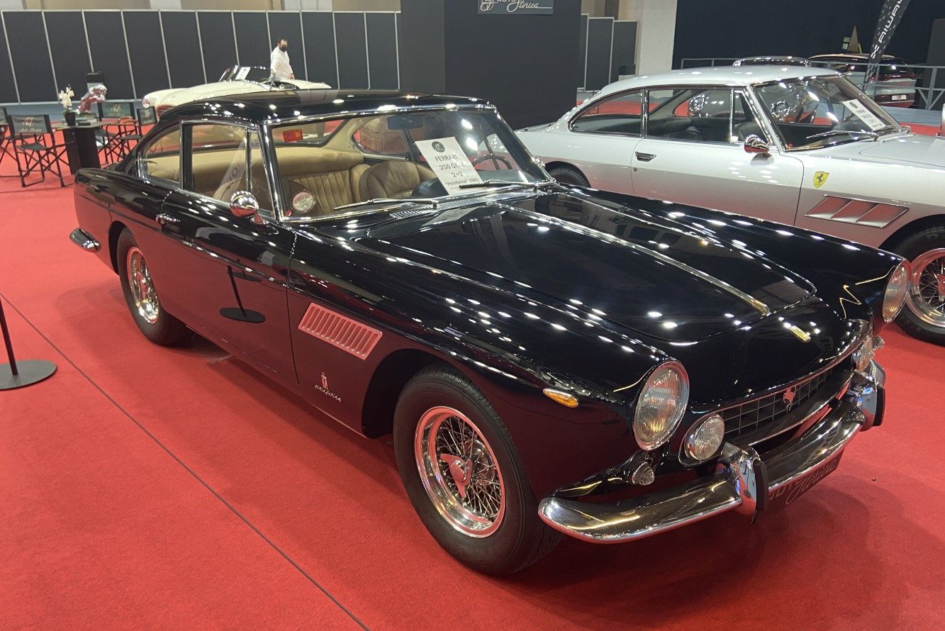 Ferrari 250 GT technical specifications and fuel economy